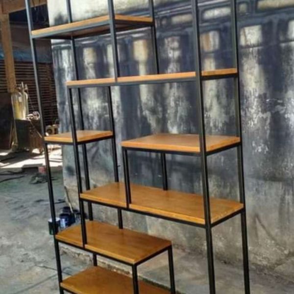 Rak besi kayu Bali