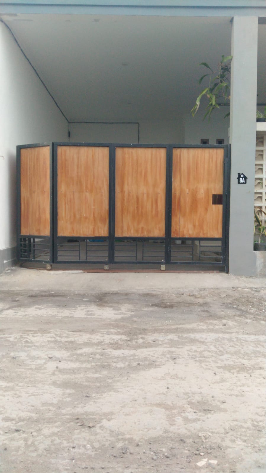 Pagar sliding putar Bali